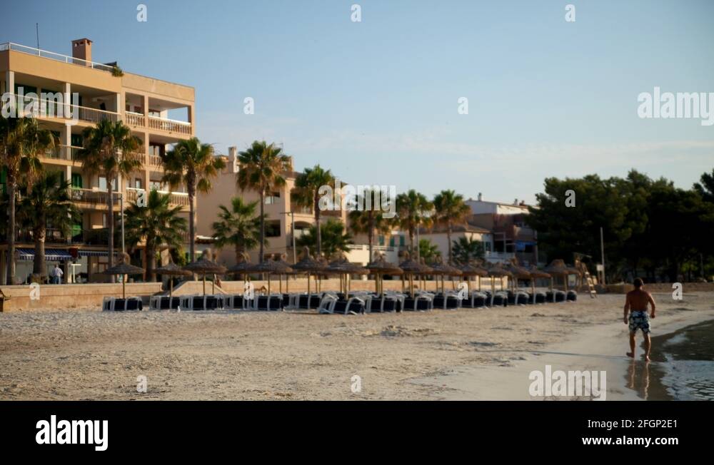 Coast port beach Stock Videos & Footage - HD and 4K Video Clips - Alamy