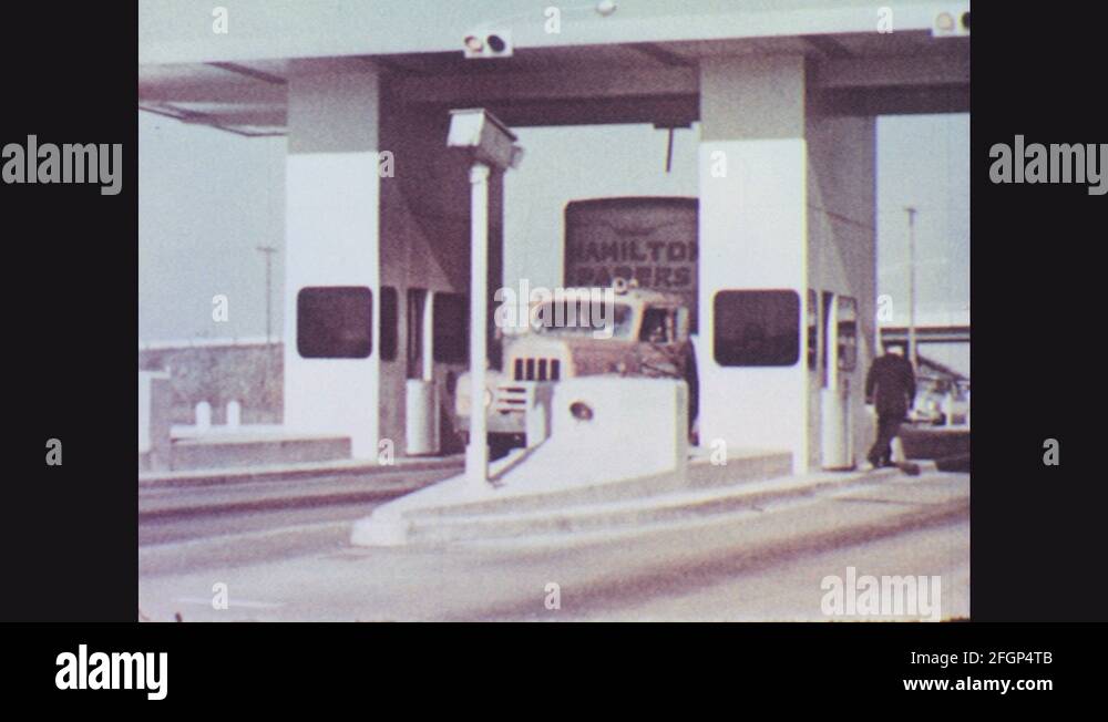 Toll truck Stock Videos & Footage - HD and 4K Video Clips - Alamy
