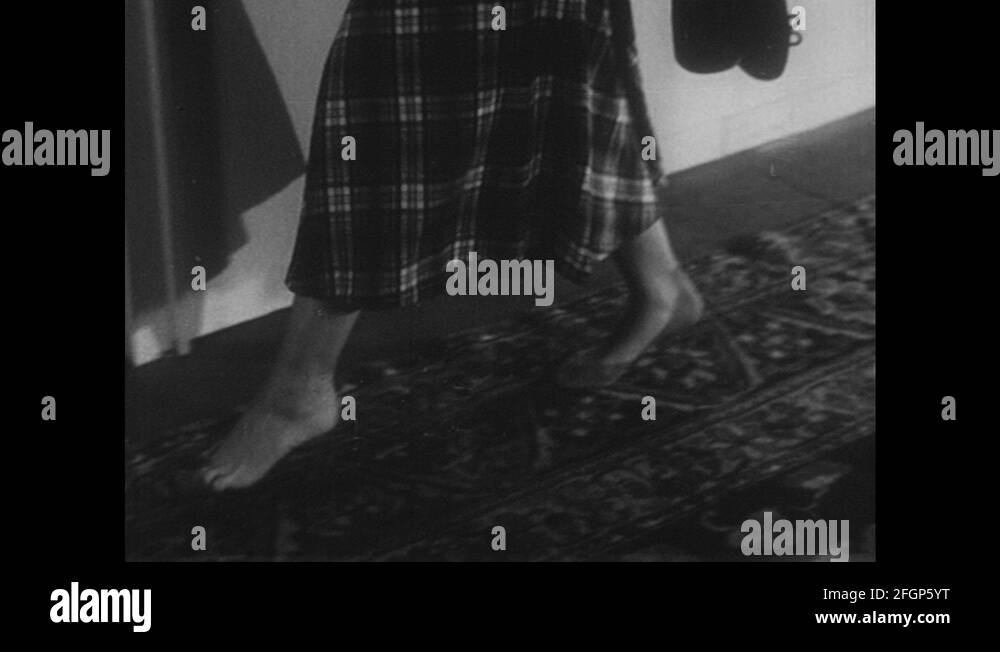 Toe door Stock Videos & Footage - HD and 4K Video Clips - Alamy