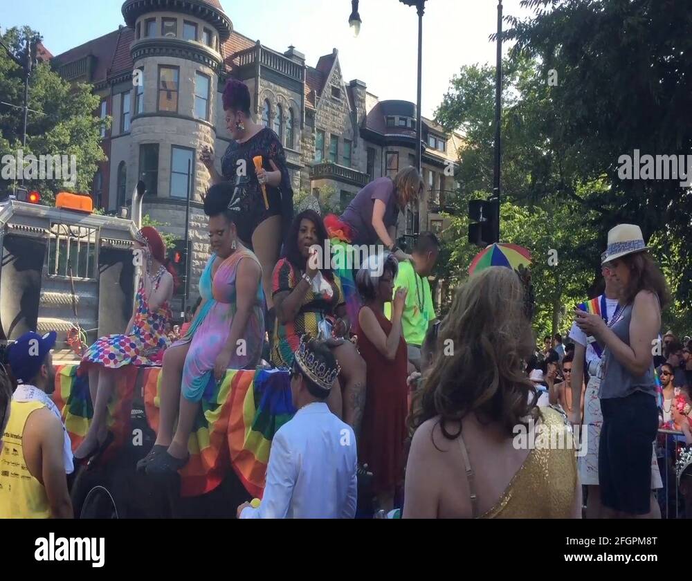 Drag queens Stock Videos & Footage - HD and 4K Video Clips - Alamy