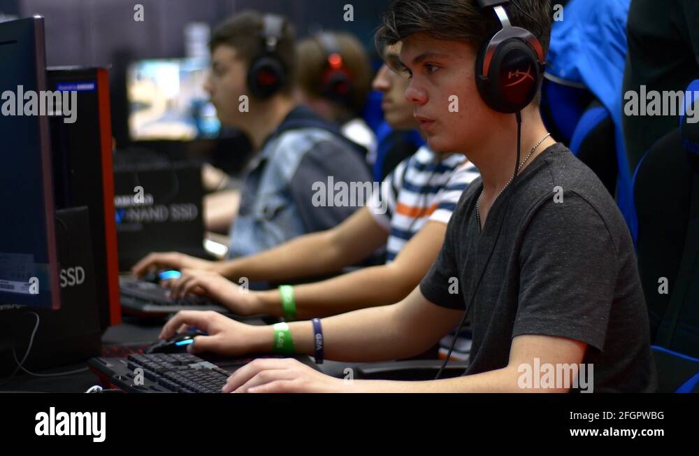 Videogaming Stock Videos & Footage - HD and 4K Video Clips - Alamy