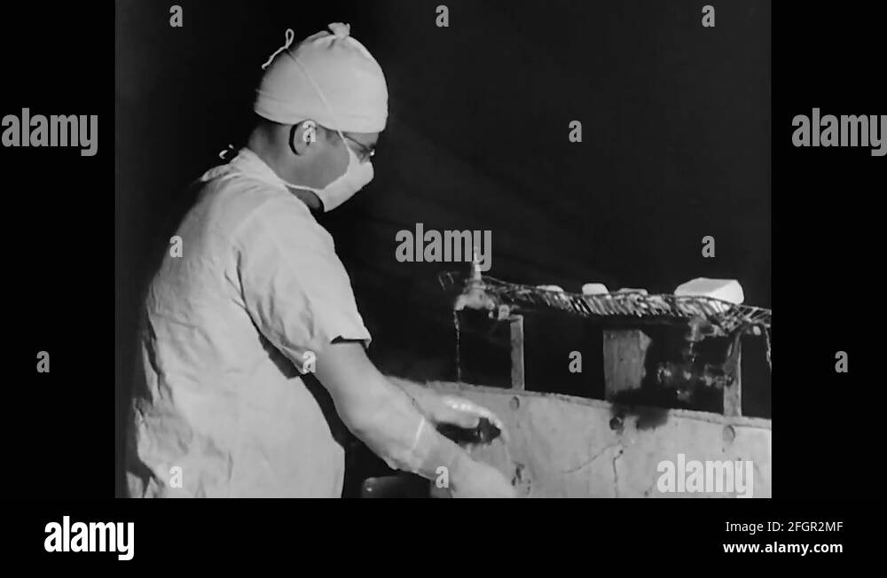 Army doctor wwii Stock Videos & Footage - HD and 4K Video Clips - Alamy