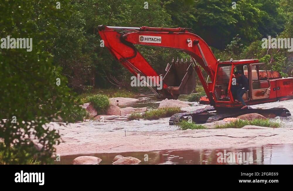 Excavator cab Stock Videos & Footage - HD and 4K Video Clips - Alamy