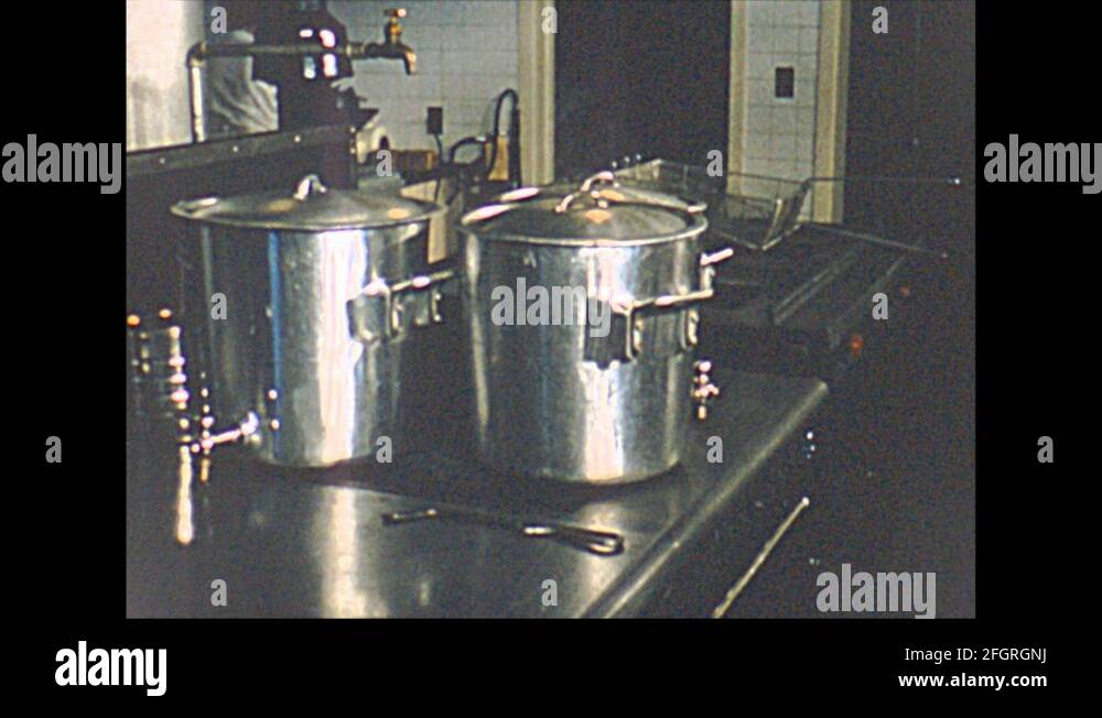 Army pot Stock Videos & Footage - HD and 4K Video Clips - Alamy
