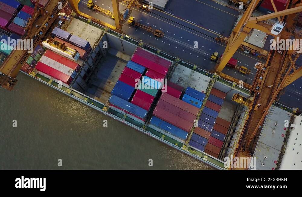 4K loading cargo container from ship Stock Video Footage - Alamy