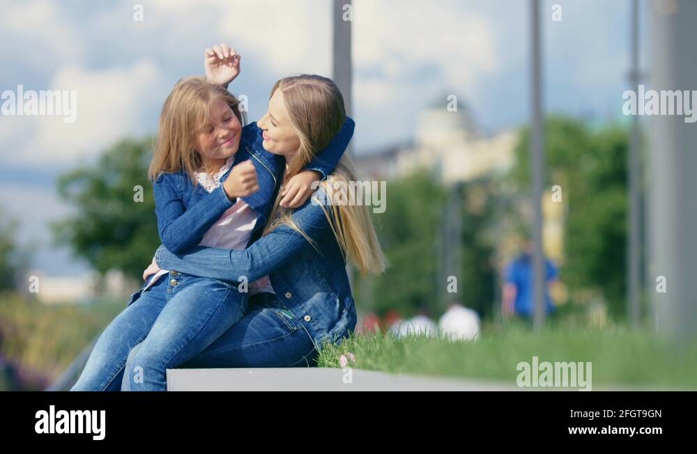 Embracing happy Stock Videos & Footage - HD and 4K Video Clips - Alamy