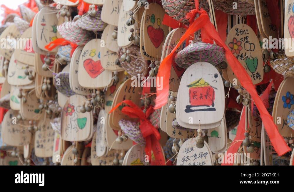 Chinese bells Stock Videos & Footage - HD and 4K Video Clips - Alamy