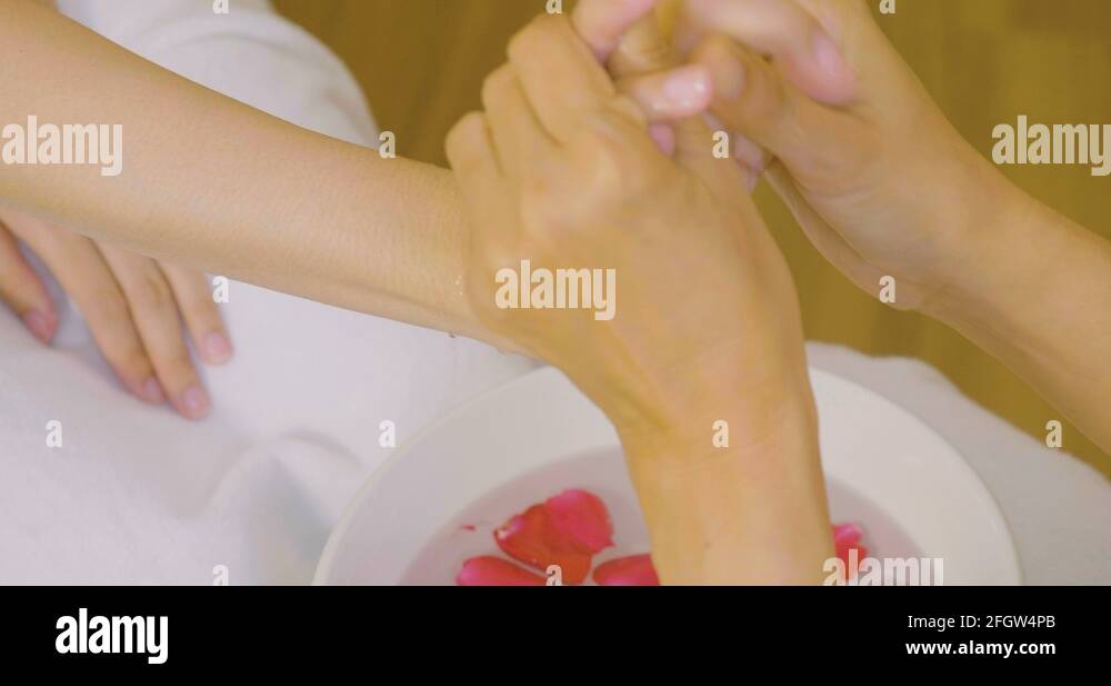 Spa treatment Stock Videos & Footage - HD and 4K Video Clips - Alamy