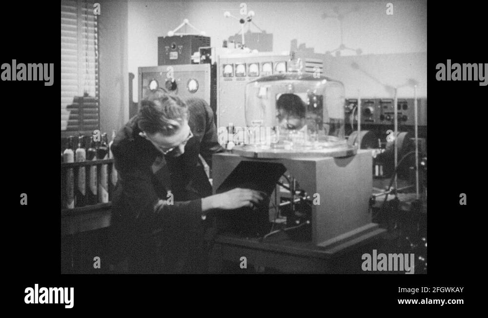 1950s new york man Stock Videos & Footage - HD and 4K Video Clips - Alamy