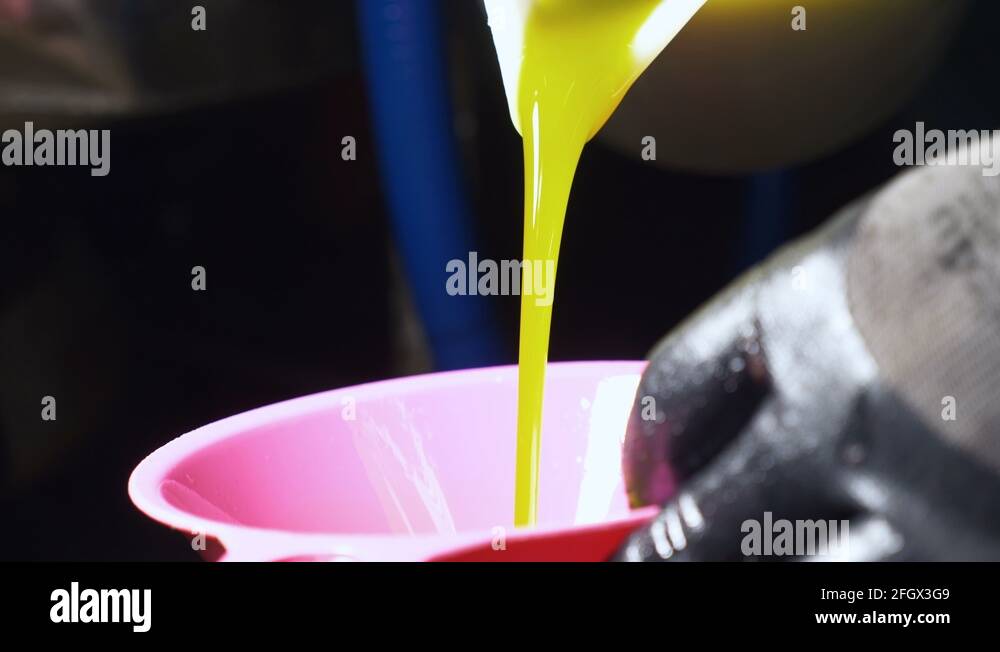 Decanting oil Stock Videos & Footage - HD and 4K Video Clips - Alamy