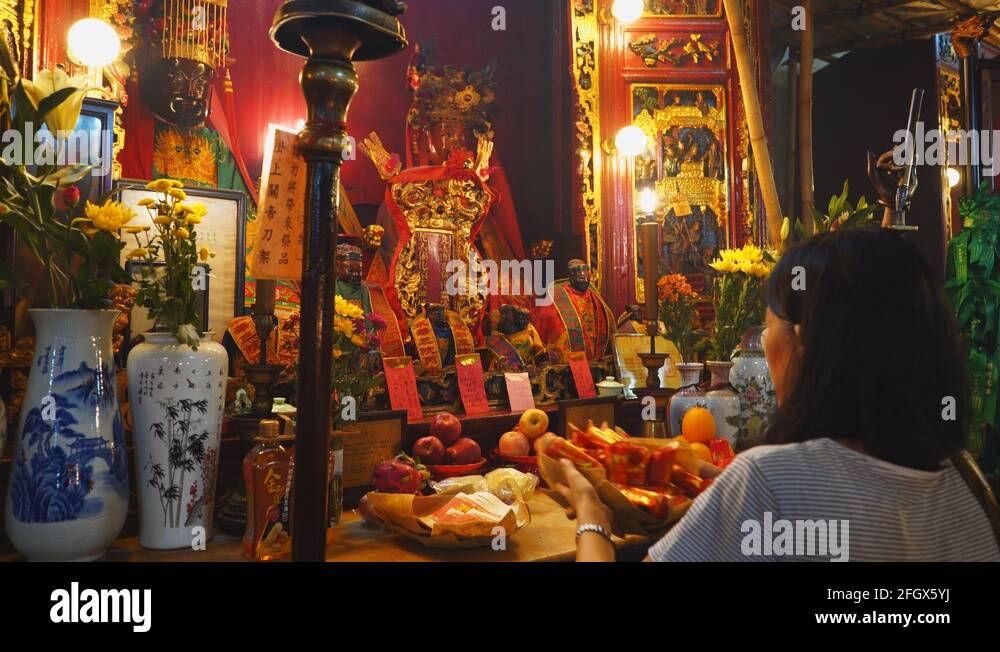 Man mo temple in hong kong Stock Videos & Footage - HD and 4K Video ...