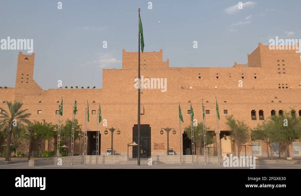 Saudi arabia square Stock Videos & Footage - HD and 4K Video Clips - Alamy