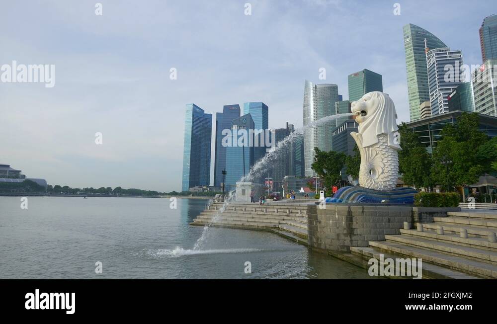 View merlion statue marina bay Stock Videos & Footage - HD and 4K Video ...