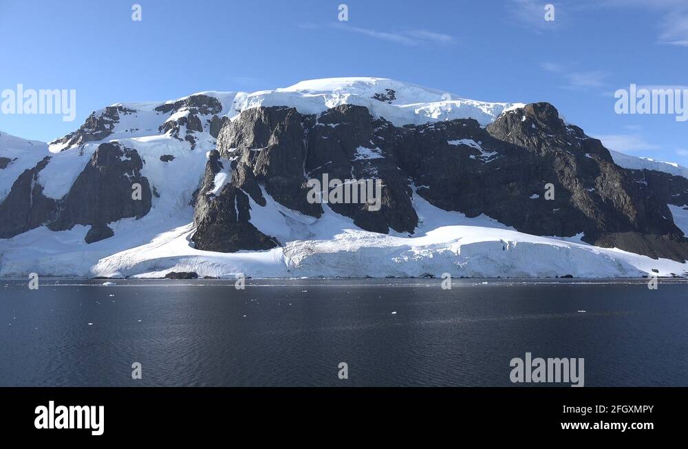 Black cliff Stock Videos & Footage - HD and 4K Video Clips - Alamy