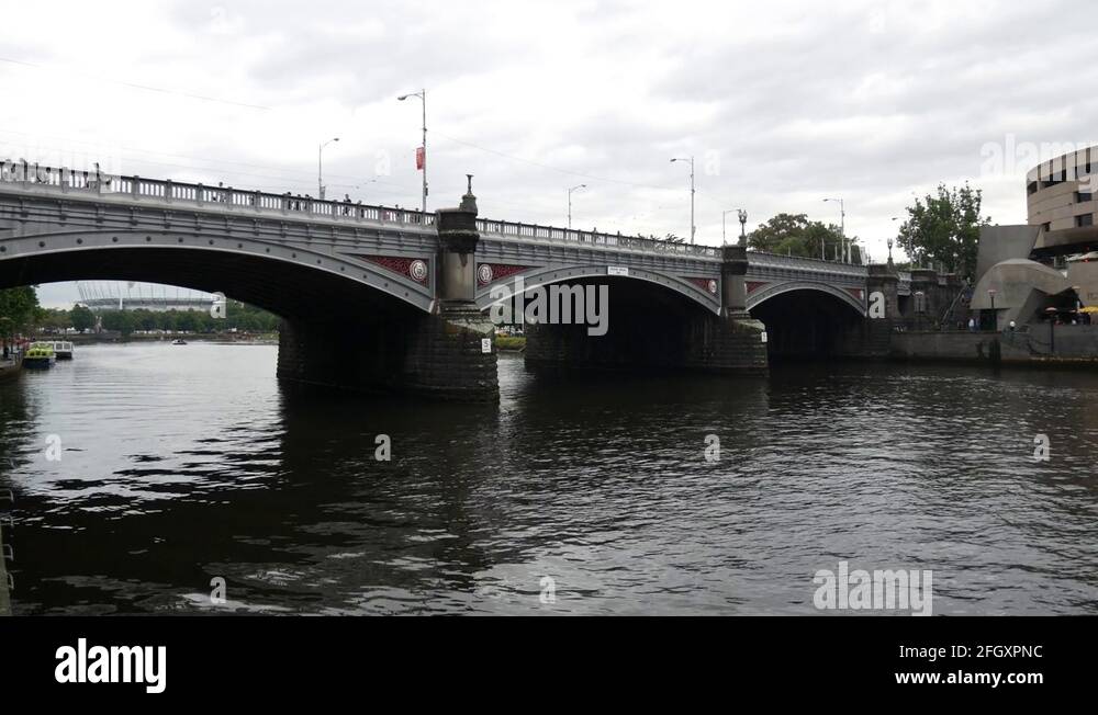 Princes bridge Stock Videos & Footage - HD and 4K Video Clips - Alamy