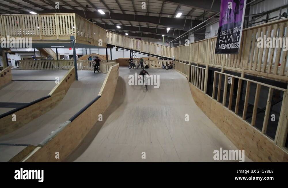 Bmx stunt rider jump Stock Videos & Footage - HD and 4K Video Clips - Alamy