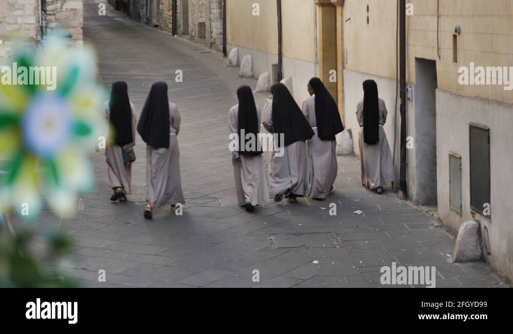 Nun walking in street in the vatican Stock Videos & Footage - HD and 4K ...