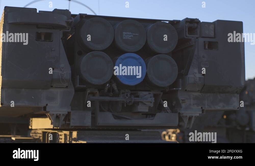 Soldier testing Stock Videos & Footage - HD and 4K Video Clips - Alamy