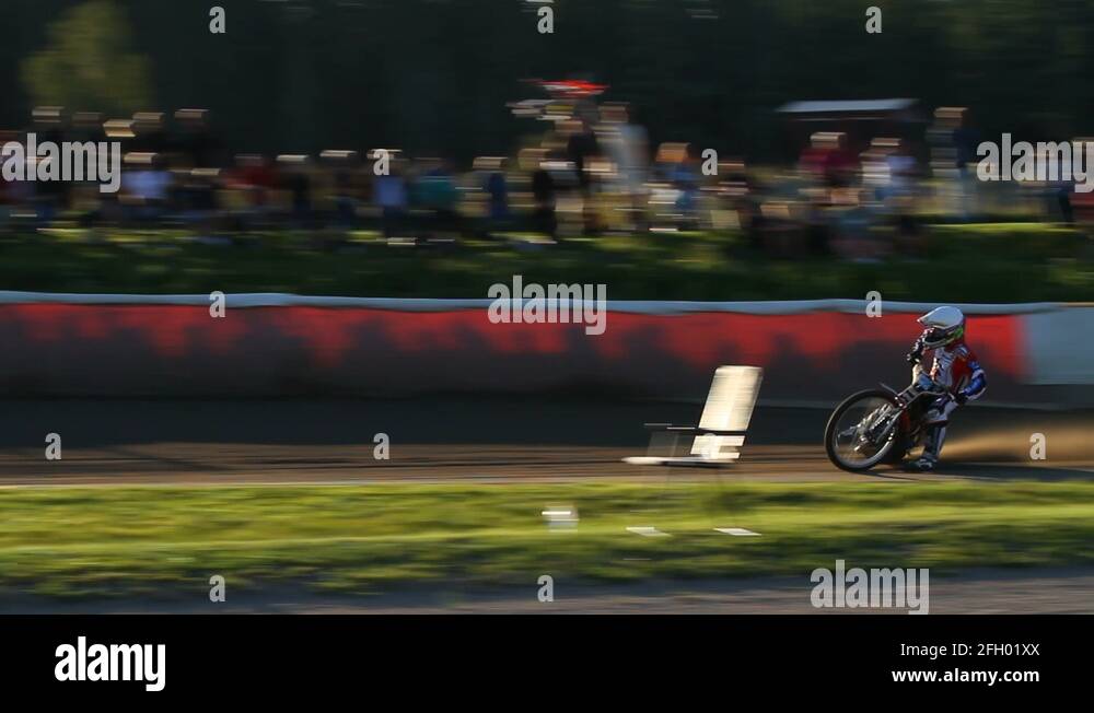 Cycle speedway Stock Videos & Footage - HD and 4K Video Clips - Alamy