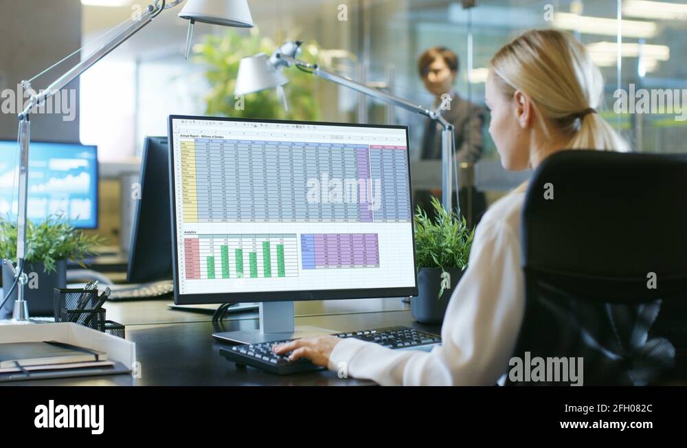 Spreadsheets screen Stock Videos & Footage - HD and 4K Video Clips - Alamy