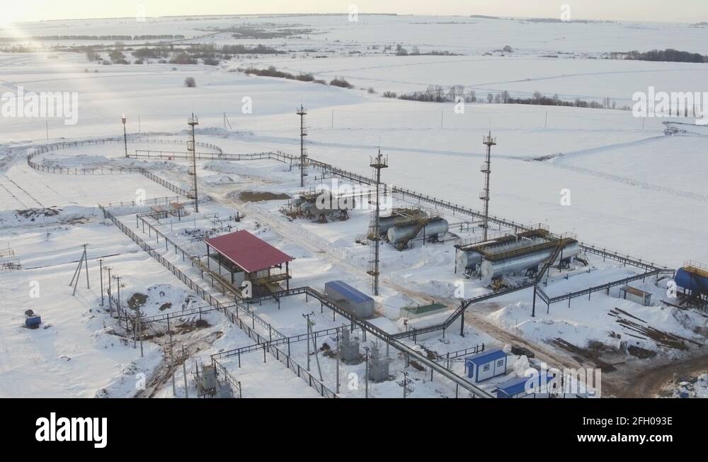 Oil delivery Stock Videos & Footage - HD and 4K Video Clips - Alamy