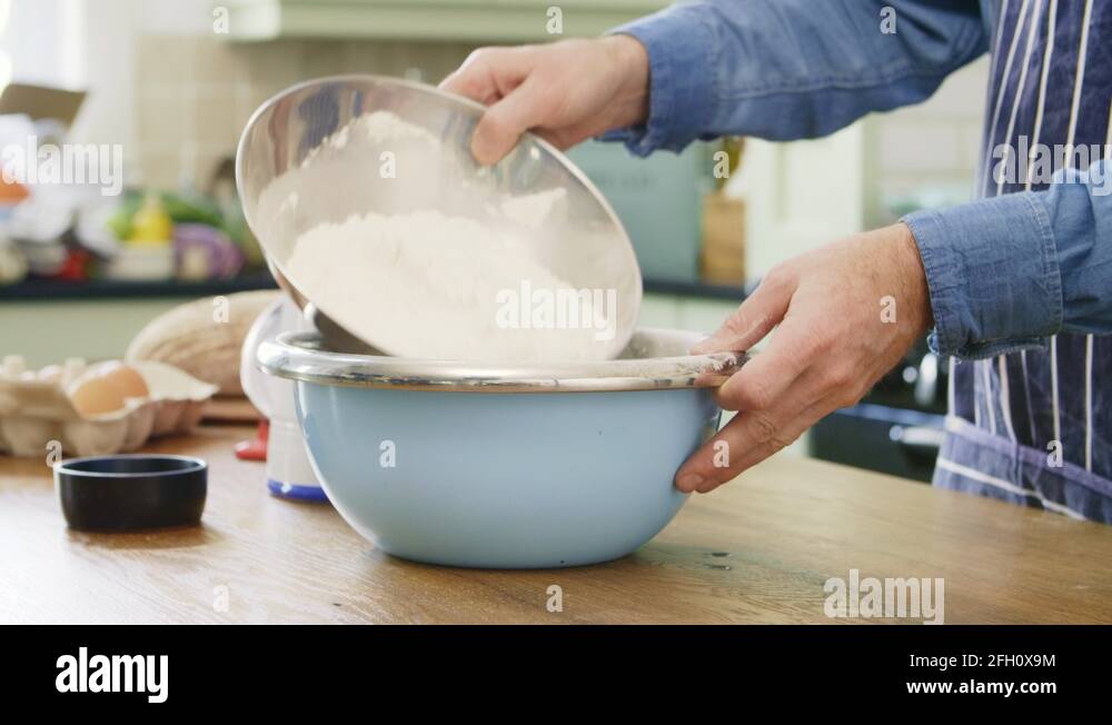 Flour water bowl Stock Videos & Footage - HD and 4K Video Clips - Alamy