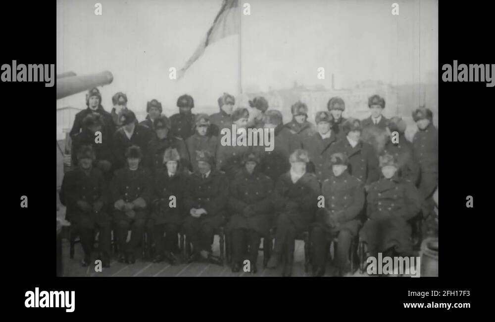 Military poses Stock Videos & Footage - HD and 4K Video Clips - Alamy