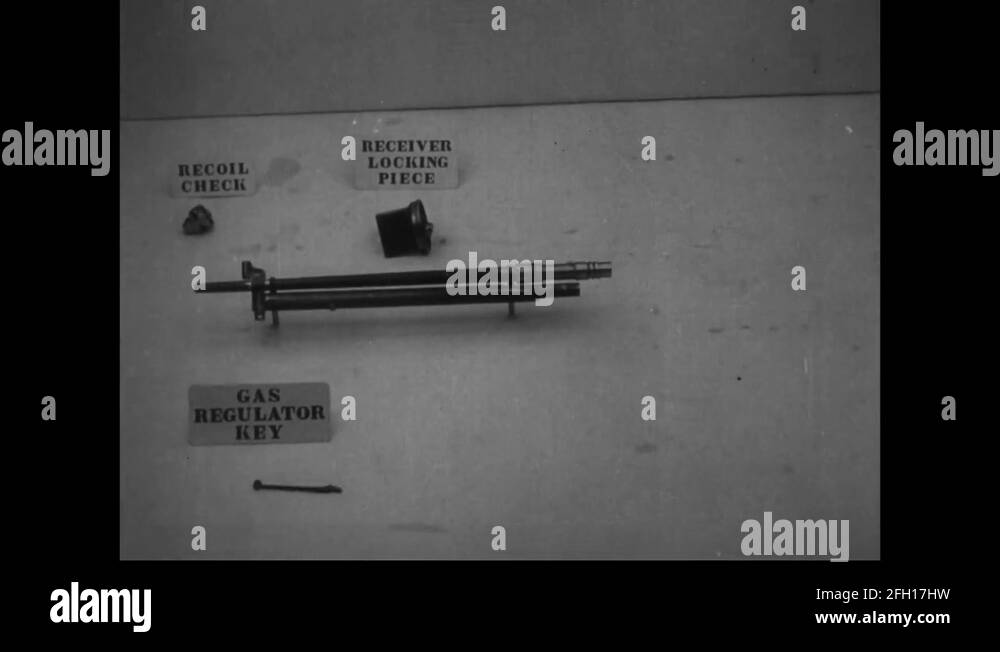 Video demonstrates the parts and assembly of Lewis gun - 1914 Stock ...