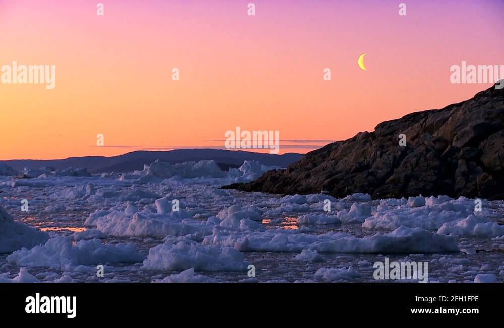 Melting moon Stock Videos & Footage - HD and 4K Video Clips - Alamy