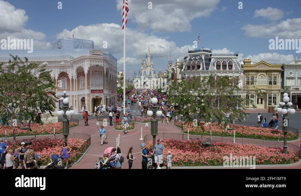 Walt disney resort Stock Videos & Footage - HD and 4K Video Clips - Alamy