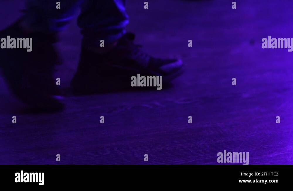 Legs dancing Stock Videos & Footage - HD and 4K Video Clips - Alamy