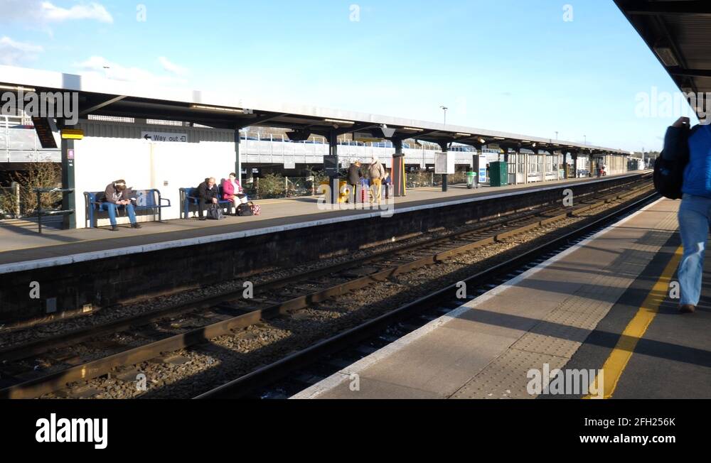 Bristol train platform Stock Videos & Footage - HD and 4K Video Clips ...