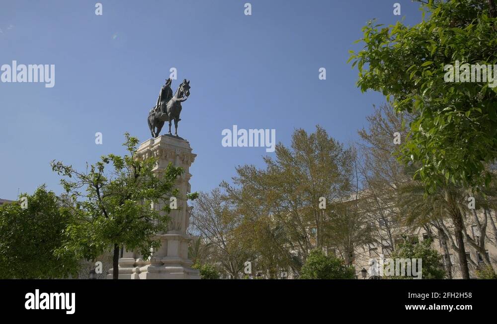 Fernando statue Stock Videos & Footage - HD and 4K Video Clips - Alamy