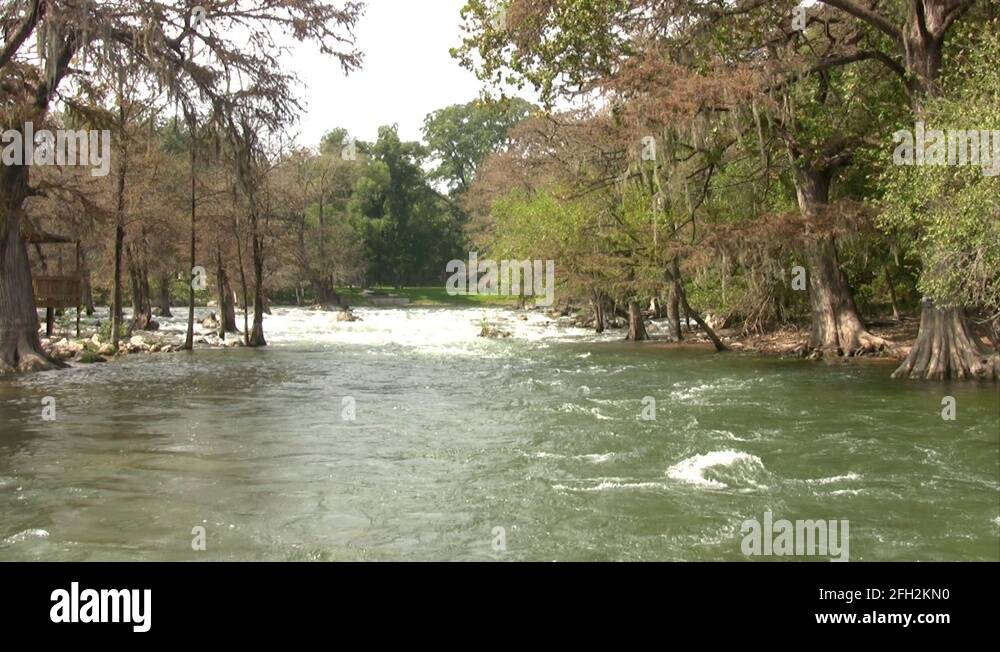 Upstream flow Stock Videos & Footage - HD and 4K Video Clips - Alamy