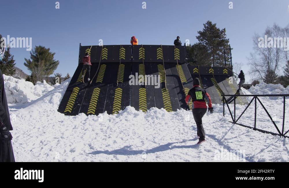Obstacle race climb Stock Videos & Footage - HD and 4K Video Clips - Alamy
