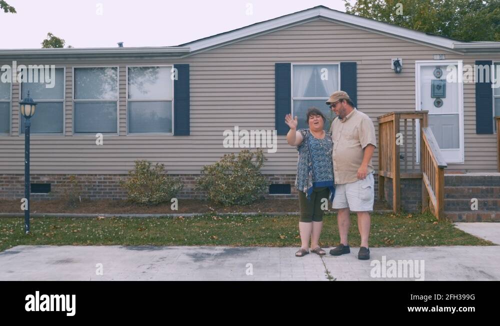 Kids leaving home parents waving Stock Videos & Footage - HD and 4K ...