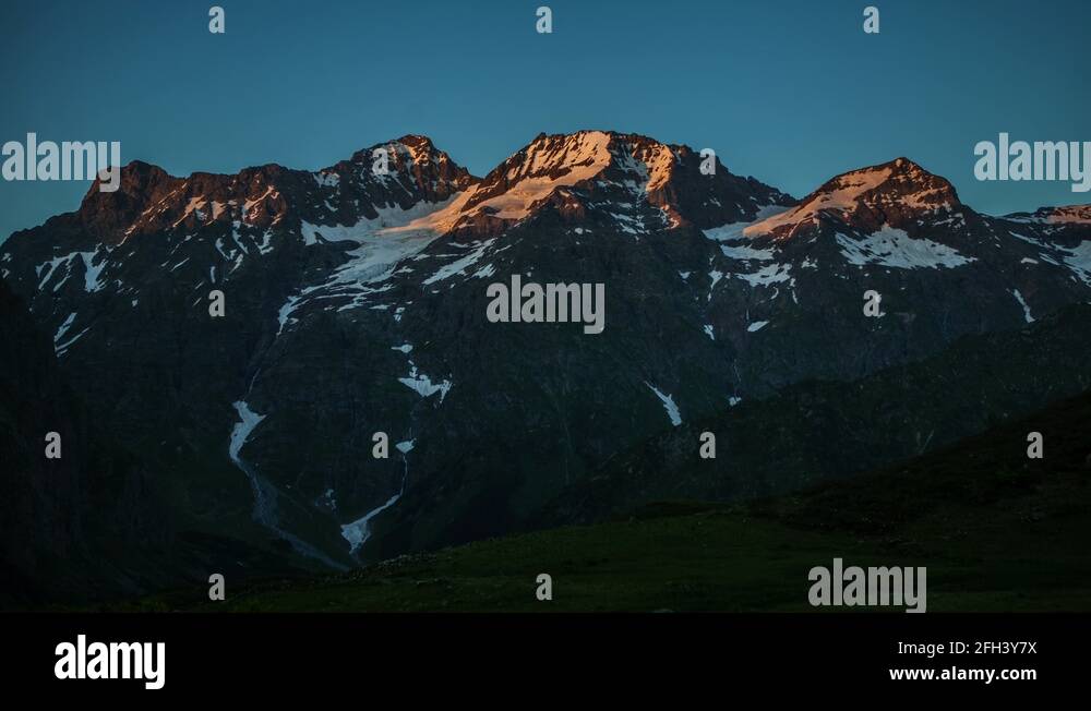 Sunset hill Stock Videos & Footage - HD and 4K Video Clips - Alamy