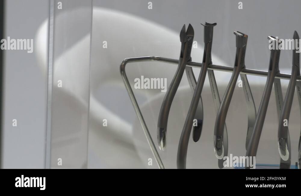 Cavity extraction Stock Videos & Footage - HD and 4K Video Clips - Alamy