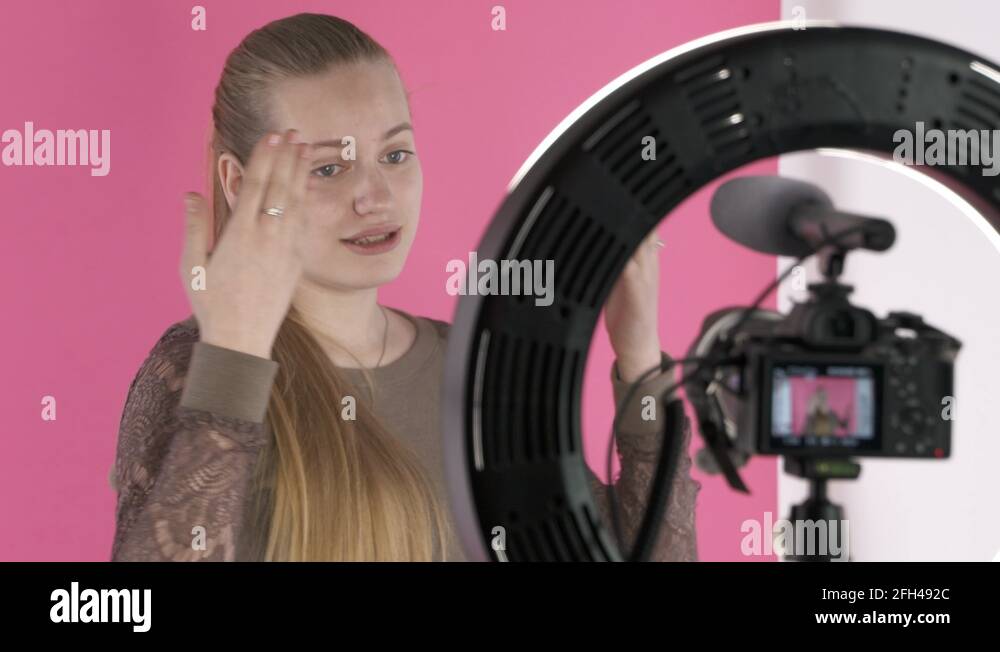 Teen girl vlogger recording vlog for her lifestyle channel at home ...