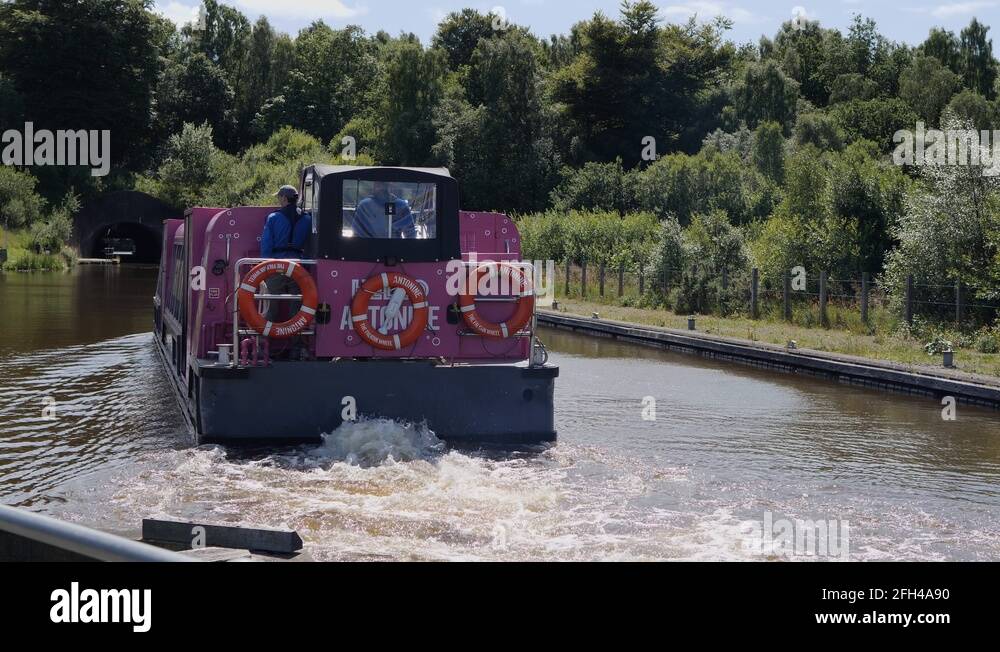 Canal section Stock Videos & Footage - HD and 4K Video Clips - Alamy