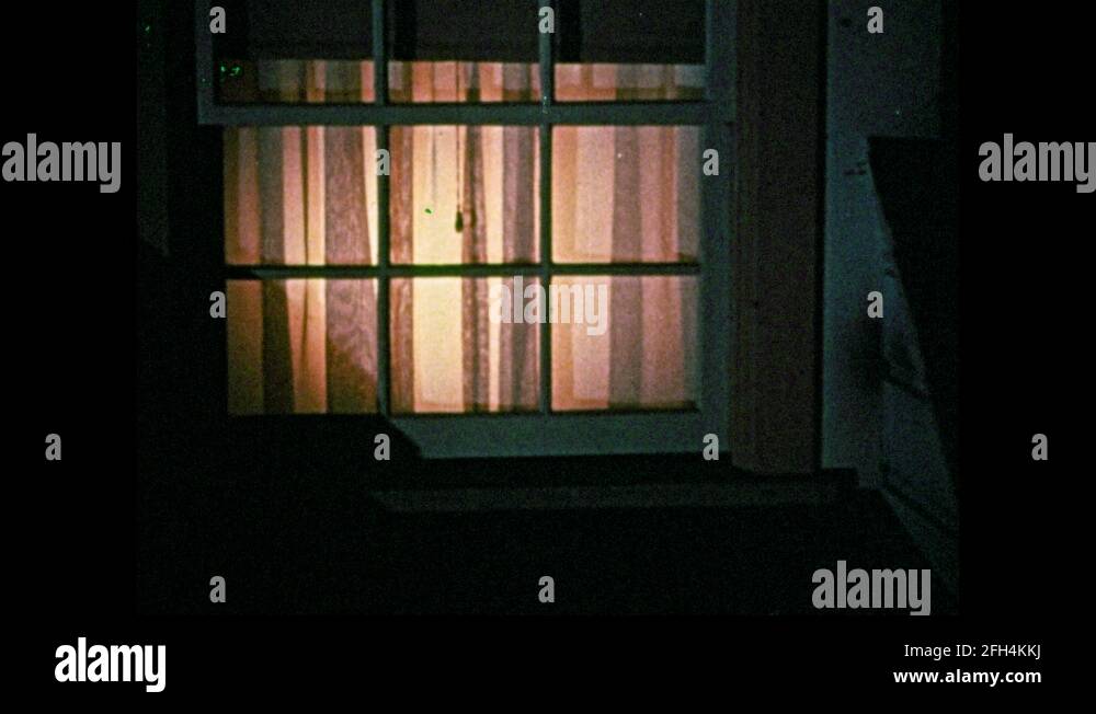 Lit window house Stock Videos & Footage - HD and 4K Video Clips - Alamy