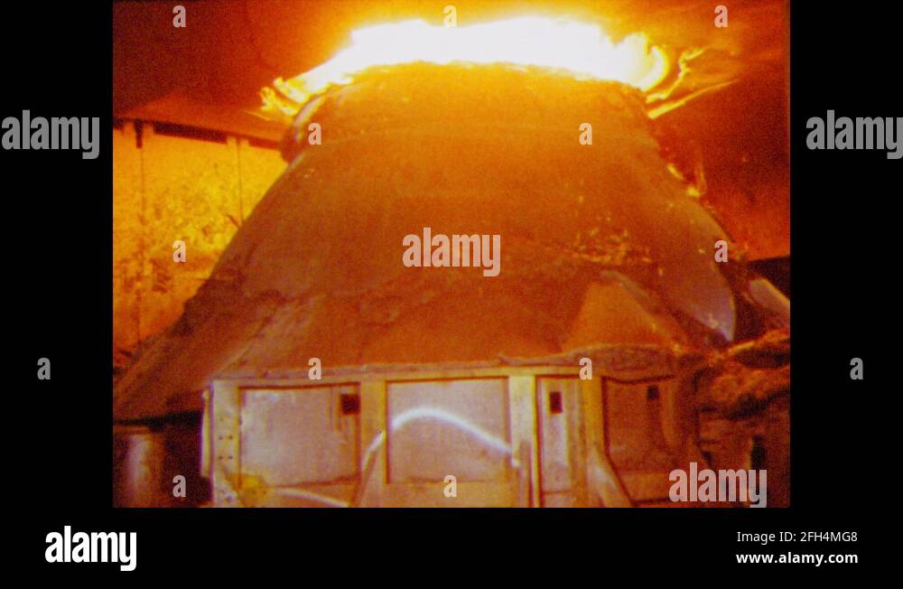 Fall into hole Stock Videos & Footage - HD and 4K Video Clips - Alamy