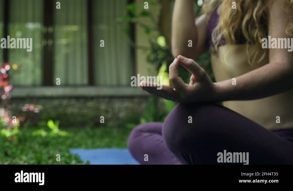 Breathe practice Stock Videos & Footage - HD and 4K Video Clips - Alamy