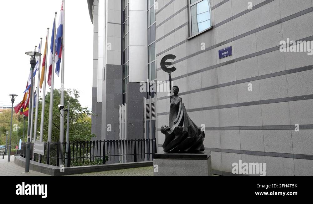 Eu parliament brussels statue Stock Videos & Footage - HD and 4K Video ...