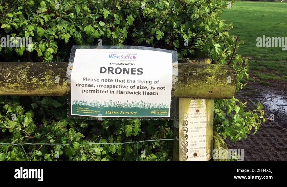 Warning drone sign Stock Videos & Footage - HD and 4K Video Clips - Alamy