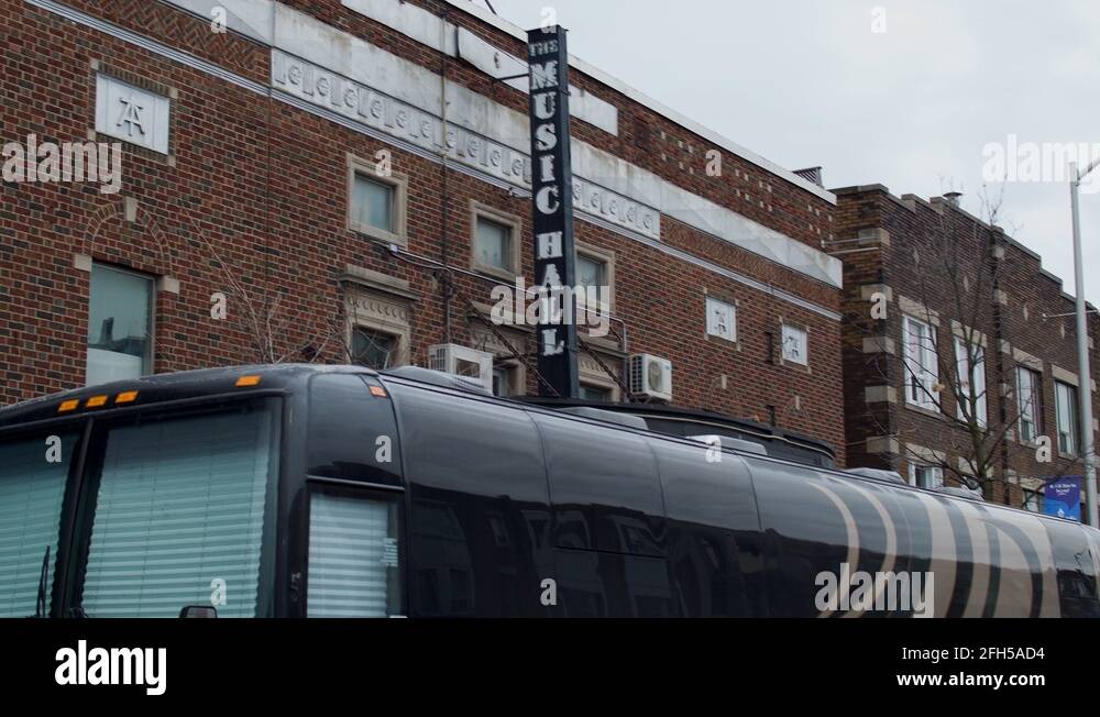 Wee sign Stock Videos & Footage - HD and 4K Video Clips - Alamy
