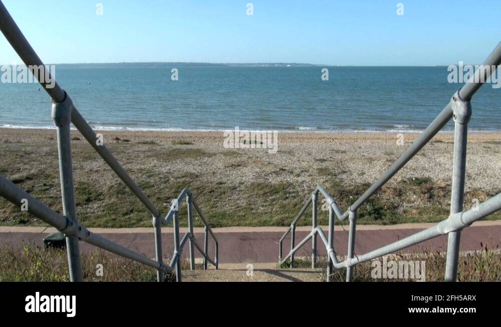 Solent beach Stock Videos & Footage - HD and 4K Video Clips - Alamy