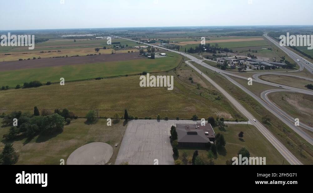 Roads in country Stock Videos & Footage - HD and 4K Video Clips - Alamy