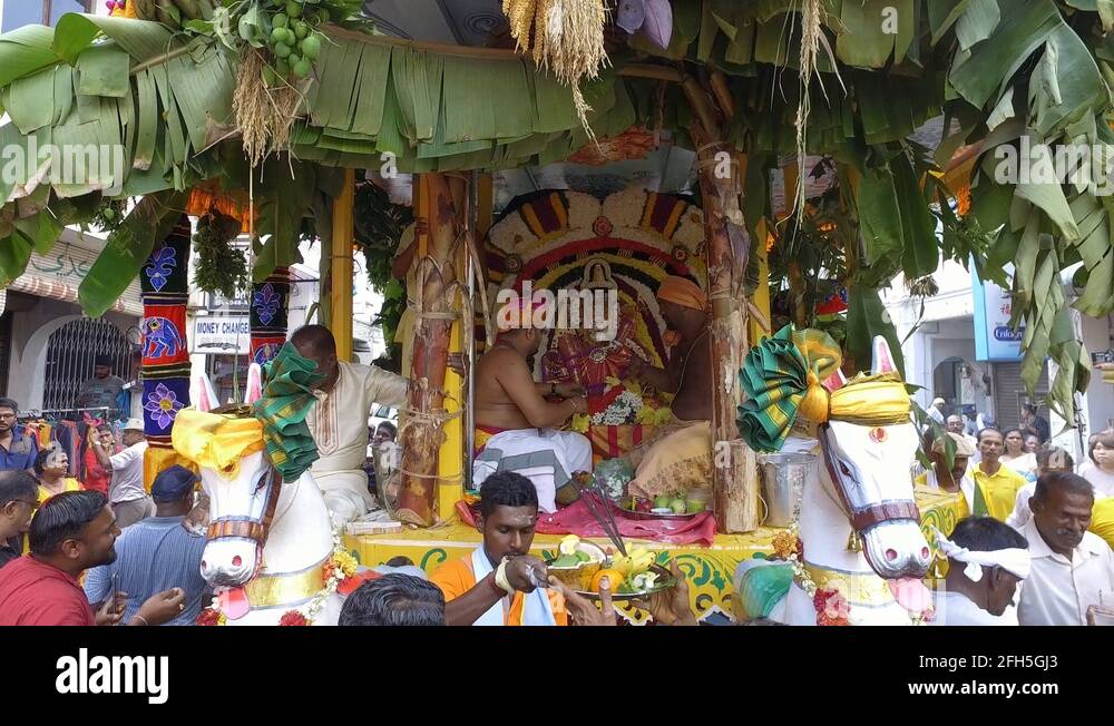 Hindu tamil deity Stock Videos & Footage - HD and 4K Video Clips - Alamy