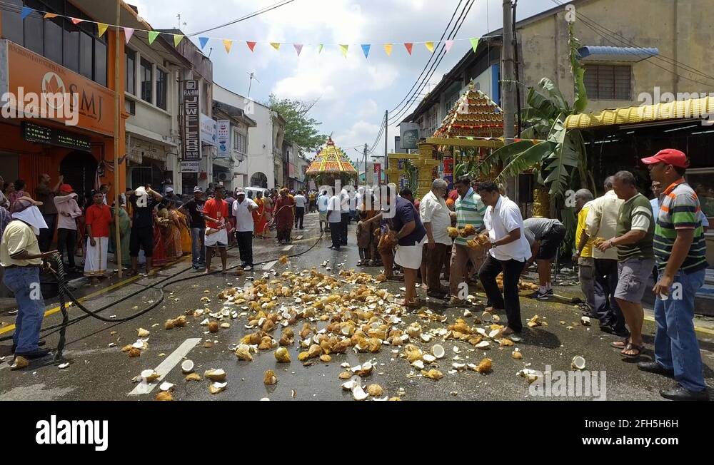 Smash coconut Stock Videos & Footage - HD and 4K Video Clips - Alamy